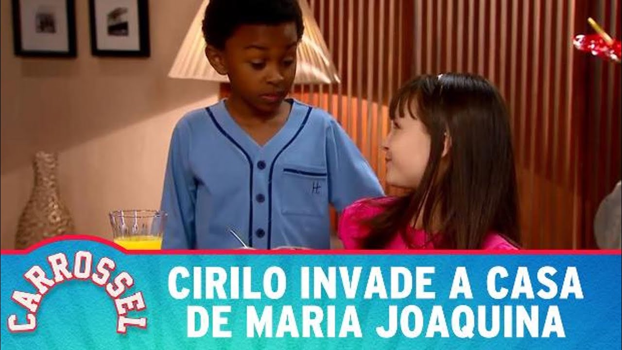 Cirilo invade a casa de Maria Joaquina | Carrossel - YouTube