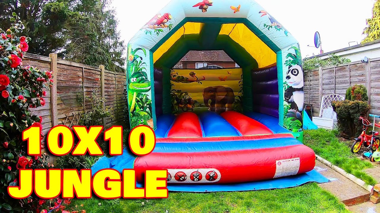Setting Up A 10 X 10 Jungle Castle | EASTER WEEKEND! - Bouncy Castles ...