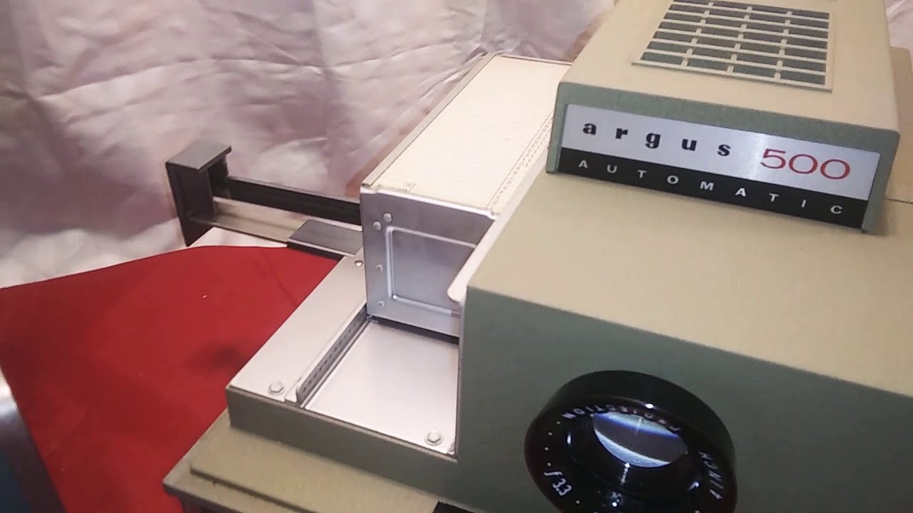 VINTAGE ARGUS 500 AUTOMATIC SLIDE PROJECTOR - YouTube