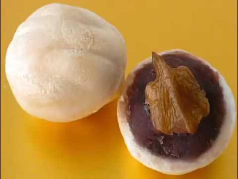 清香室町 金沢銘菓くるみ - YouTube