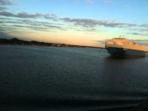 Two Ships Passing in the Night - YouTube