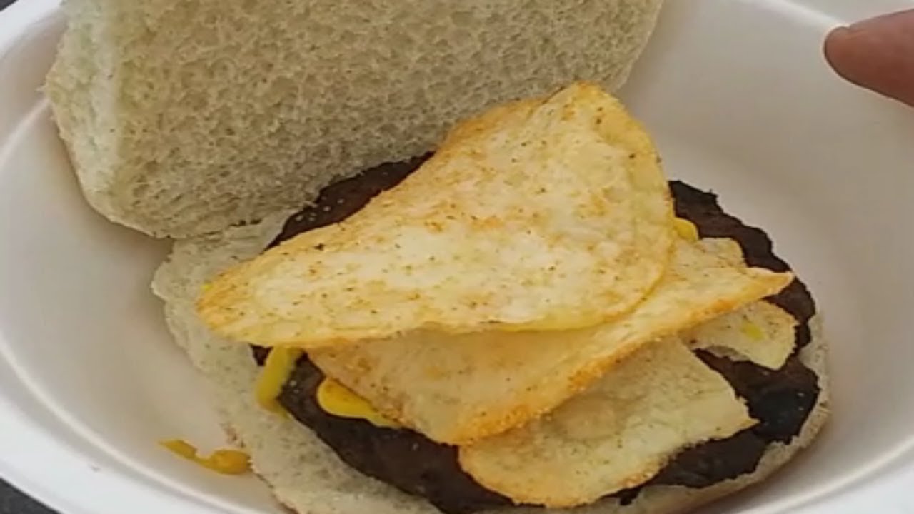 Middleswarth BBQ chips on a hamburger. - YouTube
