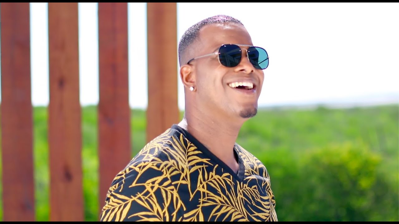Sin Excusas - Ephrem J (Video Oficial) - YouTube