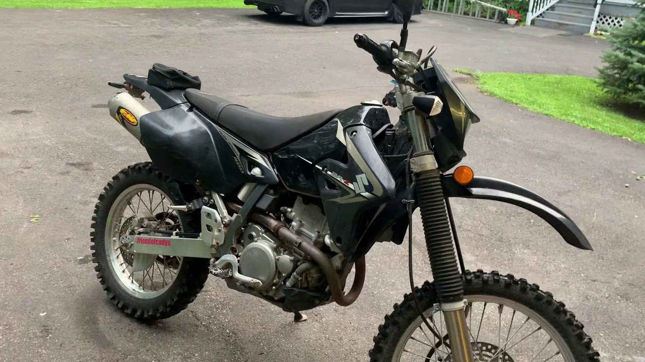 2009 DRZ400s start up and quick tour - YouTube