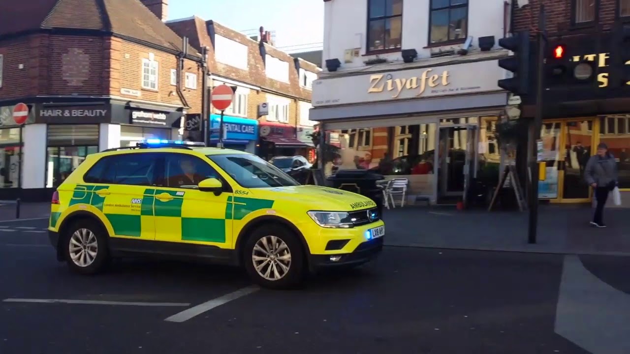 Various Emergency Services Responding in London - LFB, Met Police, LAS ...