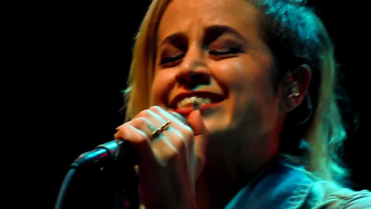 Shiny Toy Guns - Major Tom Cover: Live @ Chicago Craft Beer Fest - YouTube