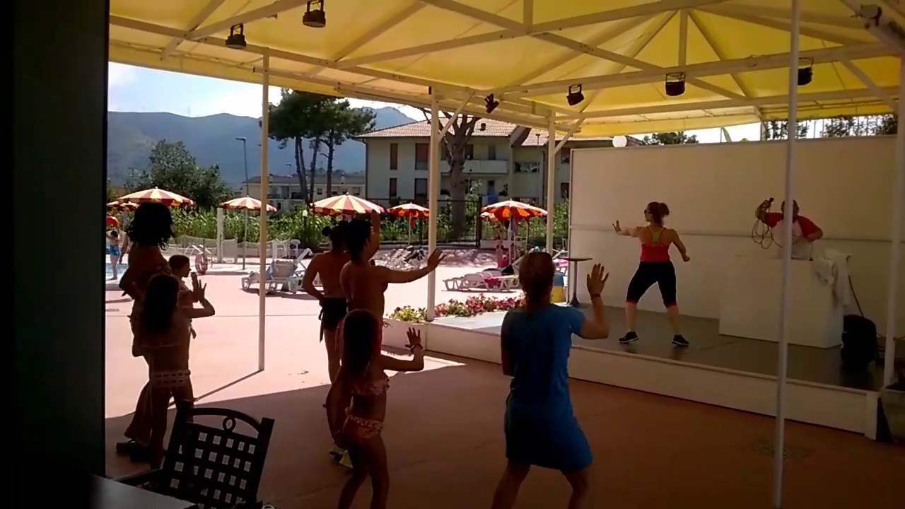 Animatori sportivi e Fitness per villaggi turistici - YouTube