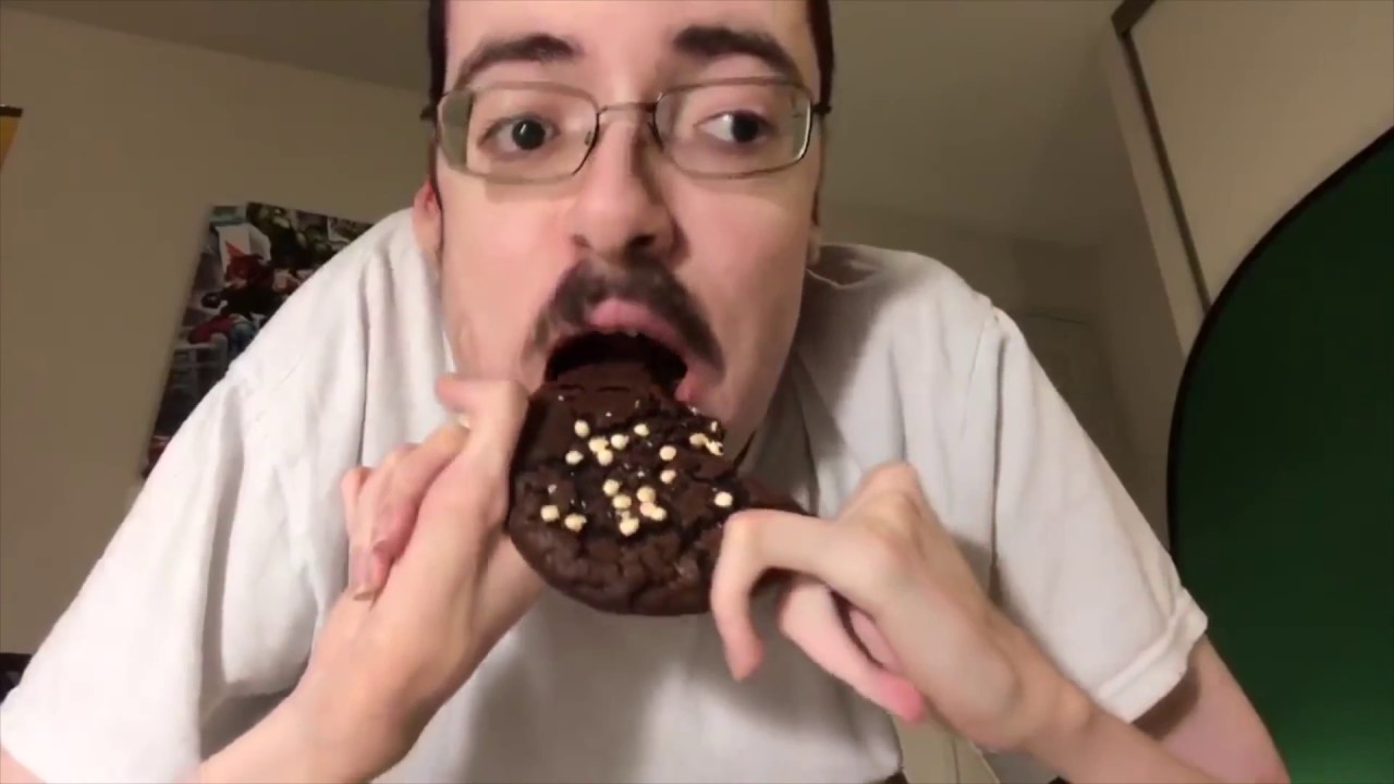 Ricky Berwick Review - YouTube