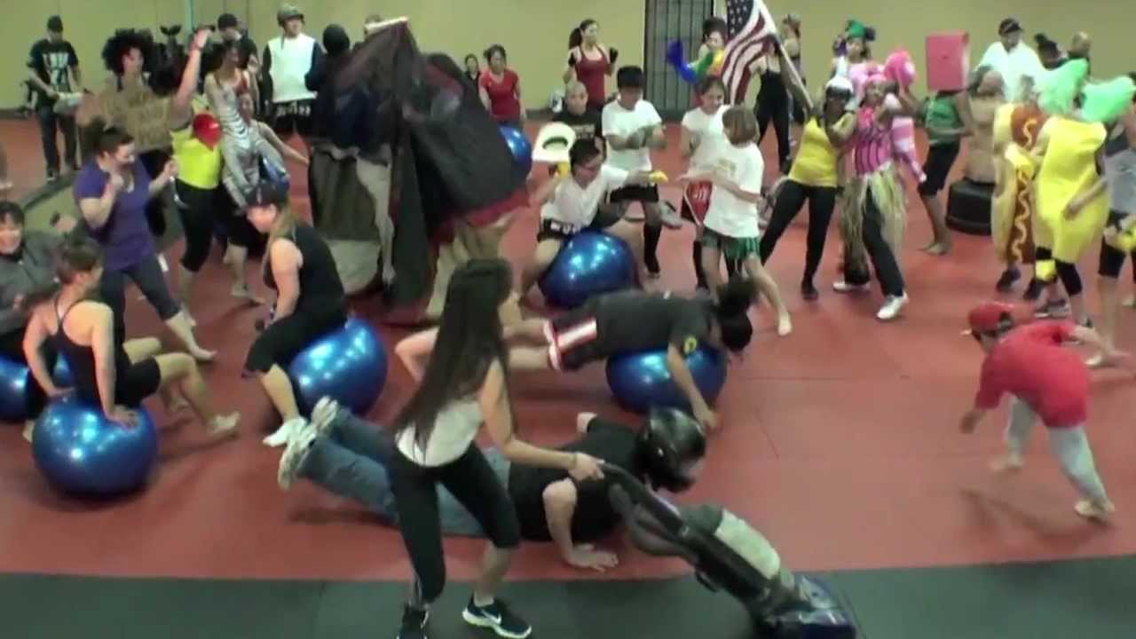 Harlem Shake (Original) Knuckle Up Body Sculpting Style - YouTube