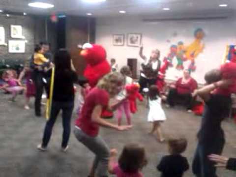 The Elmo Freeze Dance! - YouTube