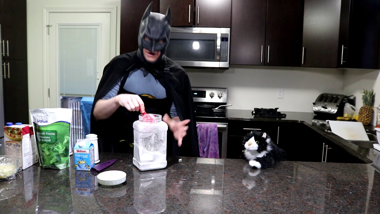 Cooking with Batman The cream of broccoli soup - YouTube