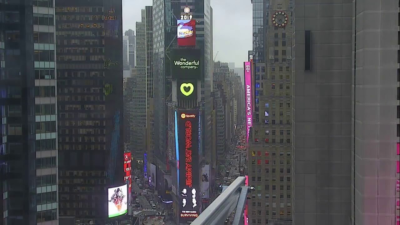 Timelapse 9 - Times Square - YouTube