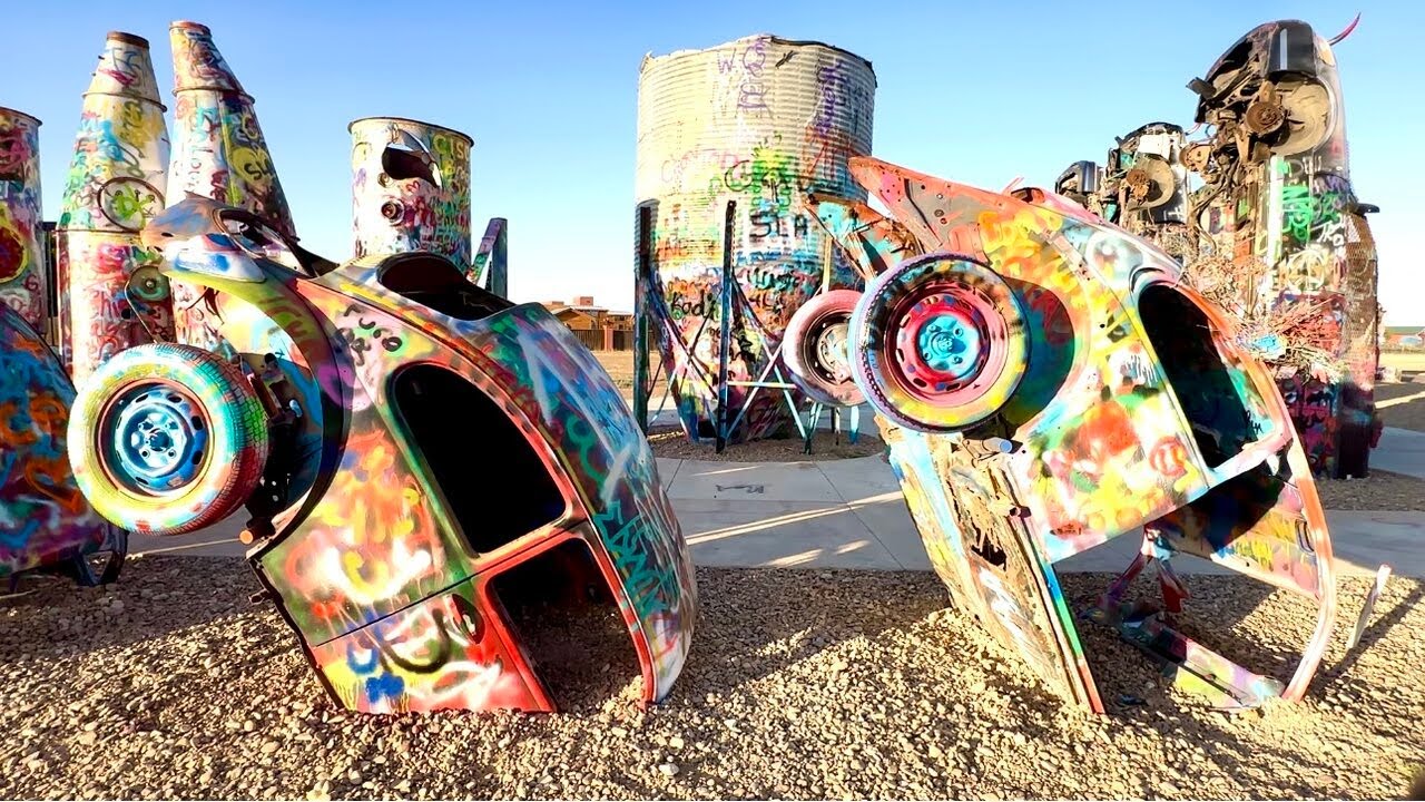 Slug Bug Ranch địa điểm nghệ thuật tự vẽ/Slug Bug Ranch an artistic ...