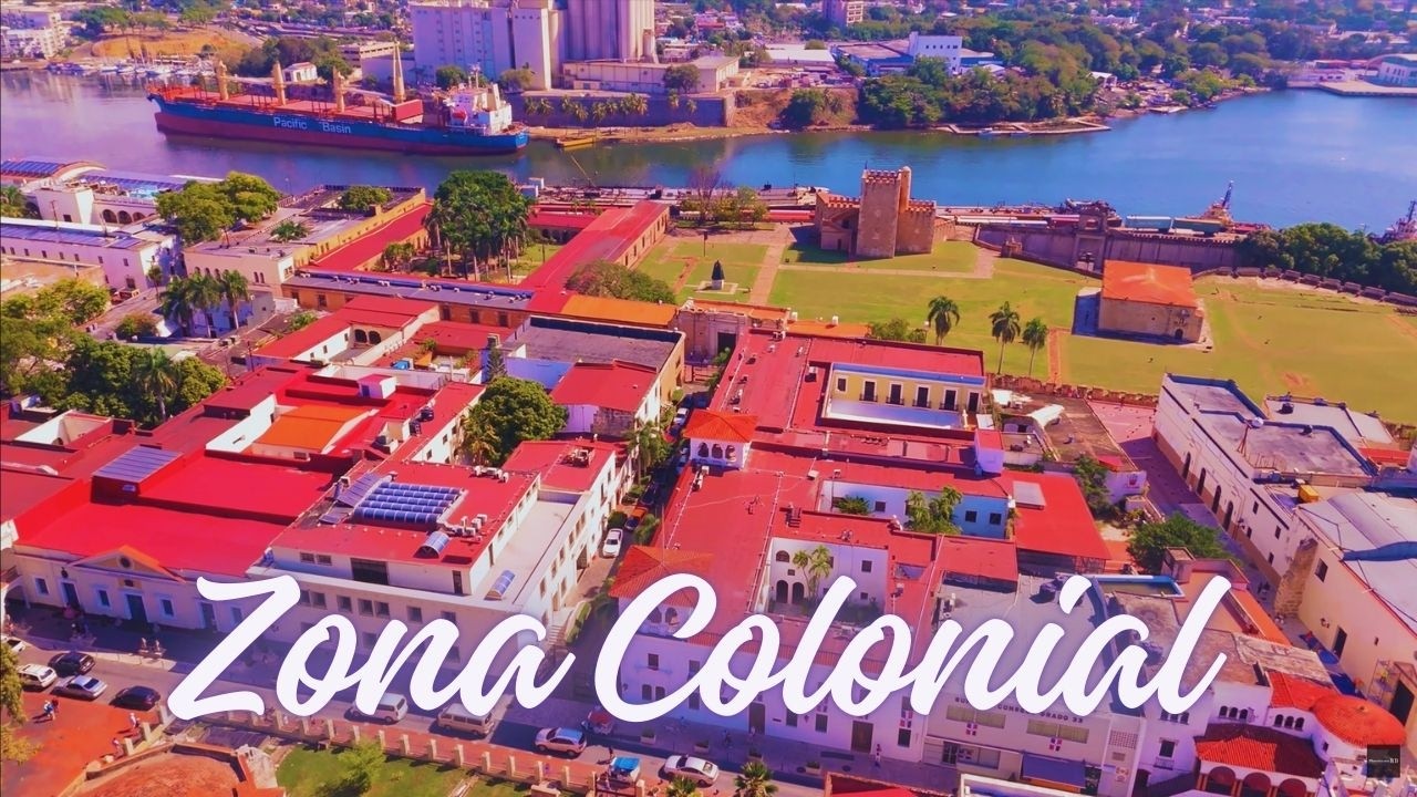Zona Colonial 2024, Parque Colon | HALATION Effect | Dron Tour 4K - YouTube