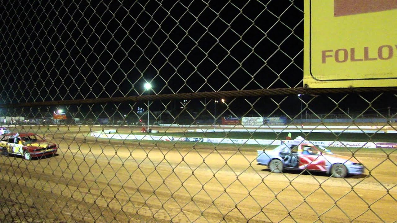 1 Demolition derby parra raceway March2012 - YouTube