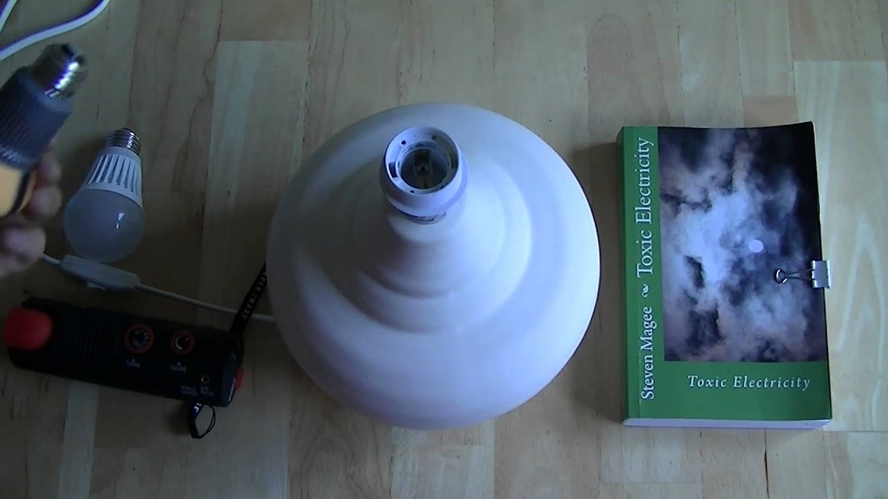 Testing Dimmable LED Light Bulbs for EMI with an AM Radio - YouTube