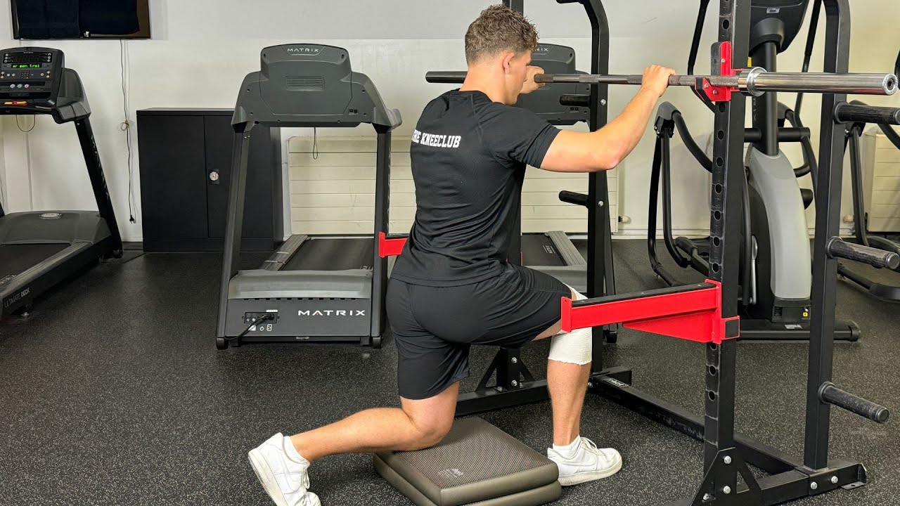 Half split squat eccentric (version 1) - YouTube
