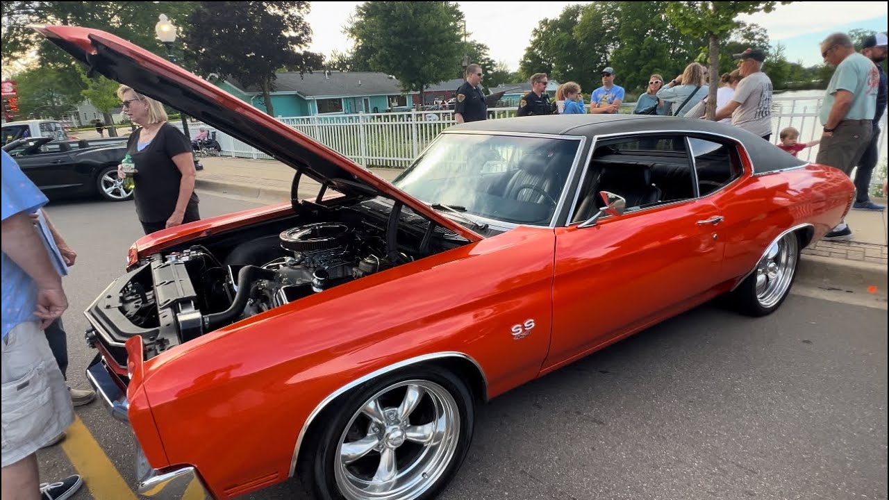 Vicksburg, MI Car Show 🛻💨 - YouTube