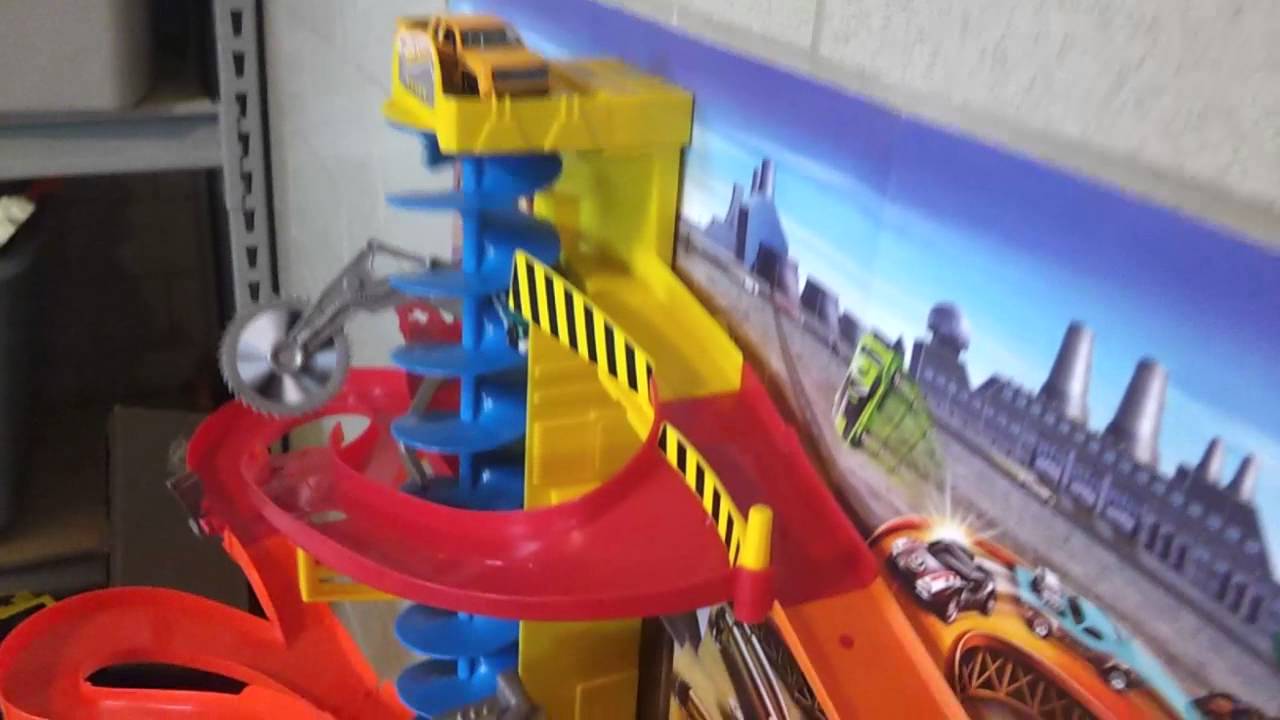 Power tower racing part 2 race 2 - YouTube