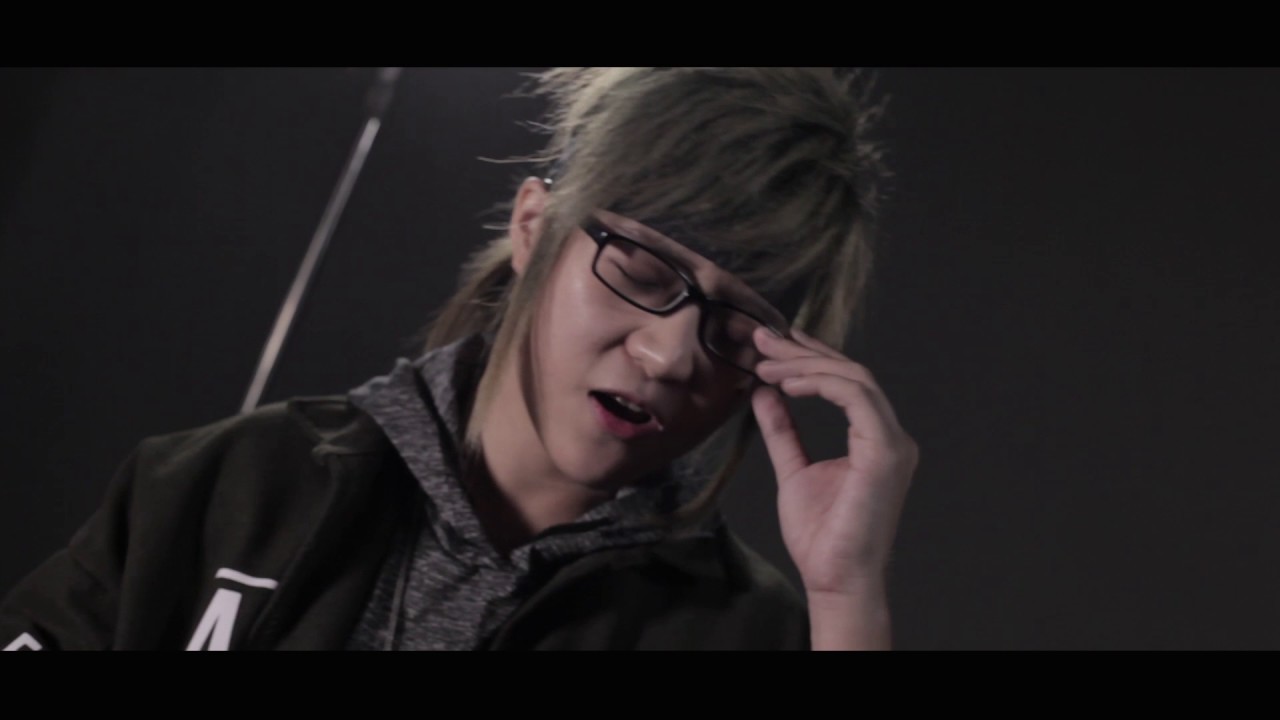 Crying Over You - Minh Moon Hà - YouTube