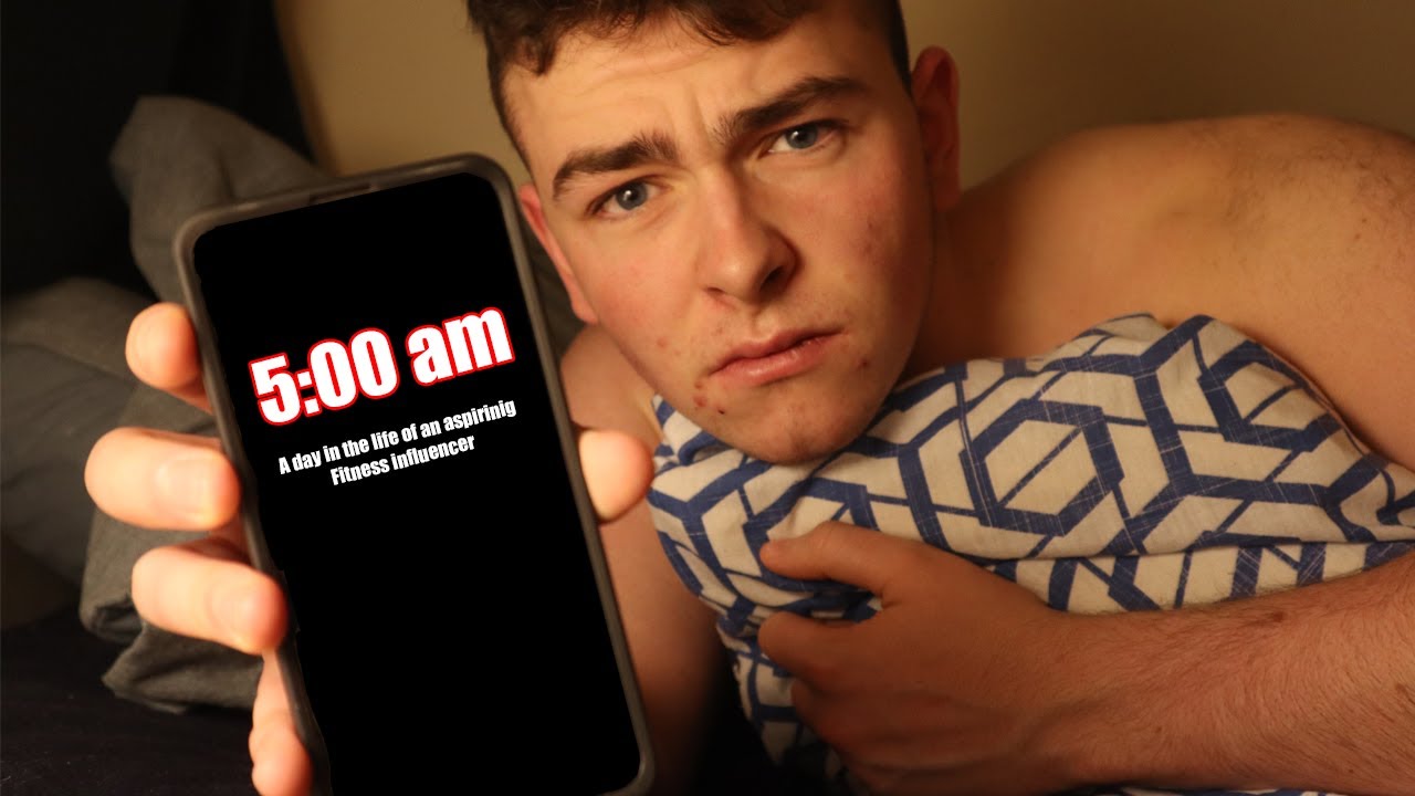 Day In The Life Of The Next BIG Fitness Influencer - YouTube