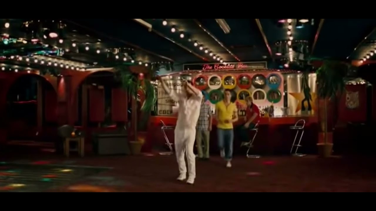 Inbetweeners - dance We No Speak Americano. Never gets old - YouTube