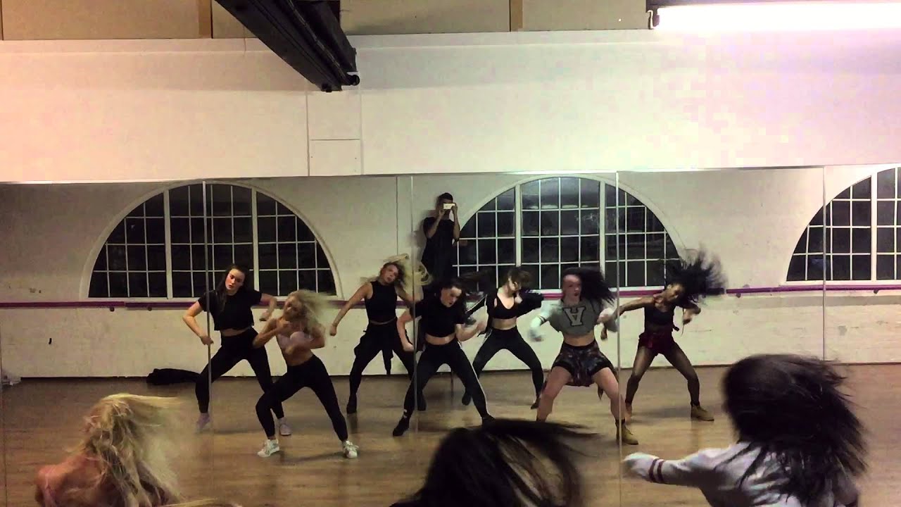 Christina Aguilera ft Redman - Dirrty - YouTube