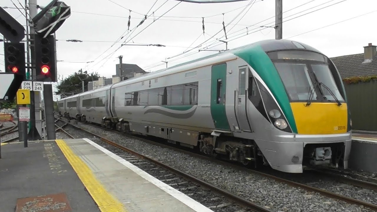 Irish Rail 22000 Class Intercity Train - Howth Junction & Donaghmede ...