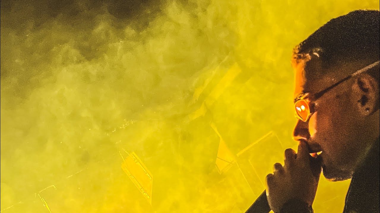 ASSOVIO MAGNÍFICO - MC K.K & MC BN (DJ Silvério) - YouTube