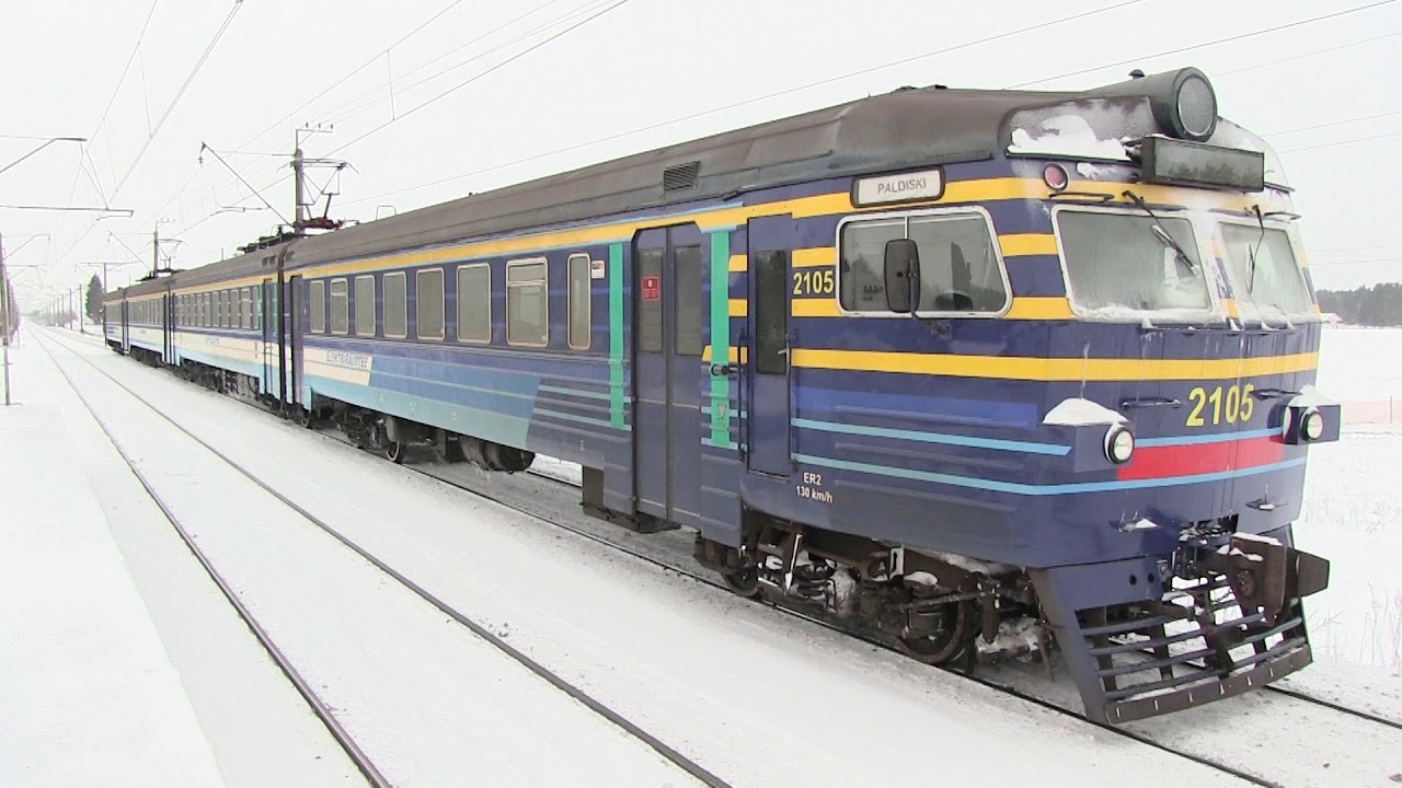 Электропоезд ЭР2-1293 на о.п. Падула / ER2-1293 EMU at Padula stop ...