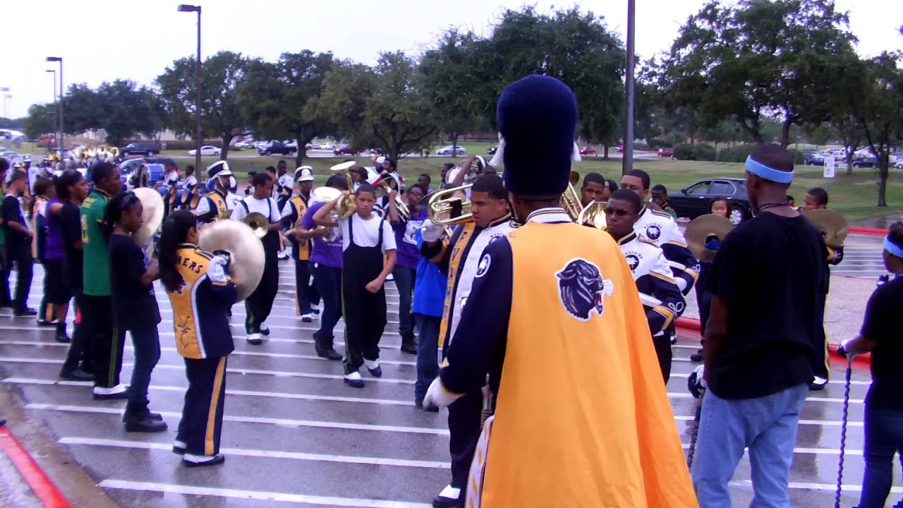 PVAMU - Mass Band Marching back to Bandroom (2012) - YouTube