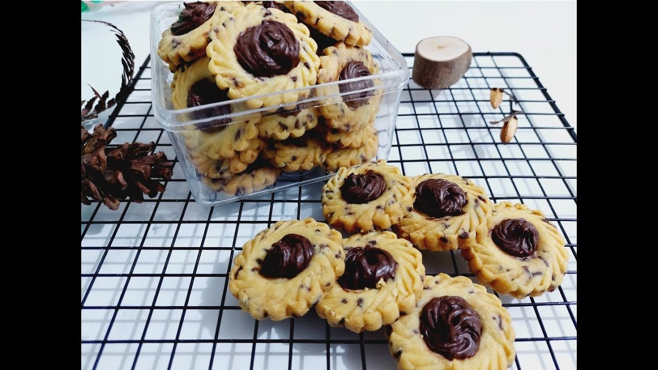 persiapan jualan di hari raya, kue kering nutella versi ekonomis - YouTube