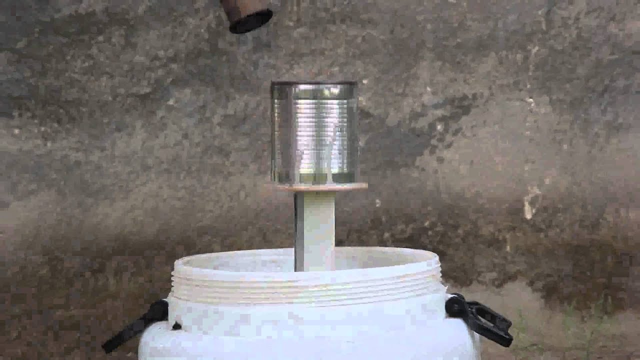 Water piston stirling engine - YouTube