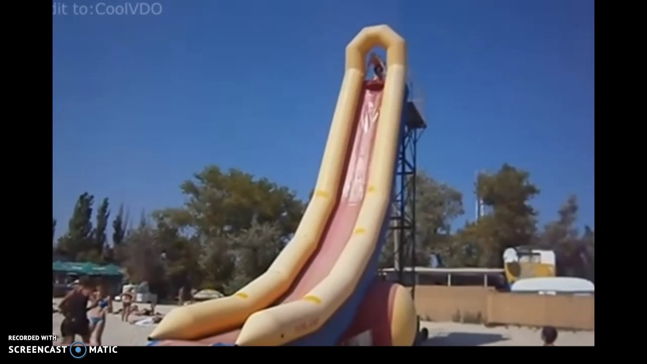 Top 10 most Epic Waterslide Fails - YouTube
