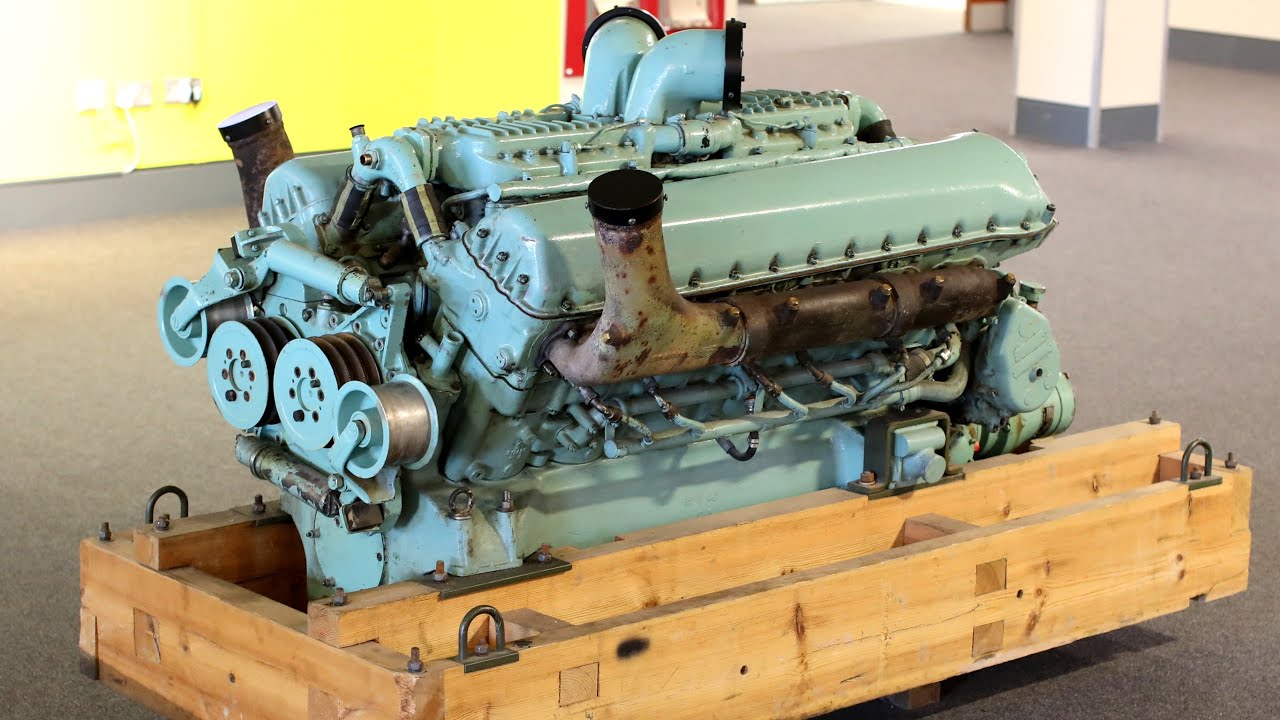 BIG Old TANK ENGINES Start Up and Sound - YouTube