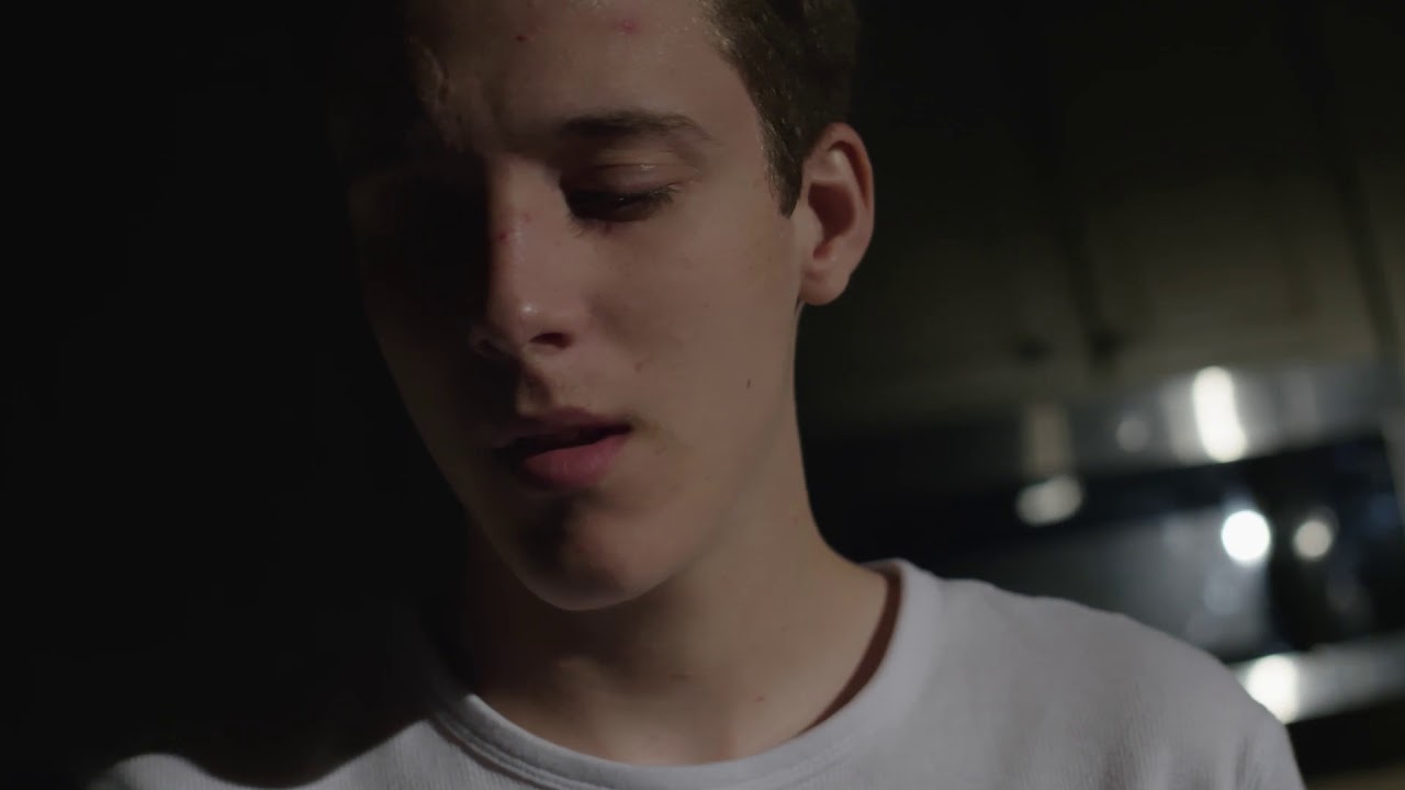 "Scream" Opening Scene recreation - YouTube