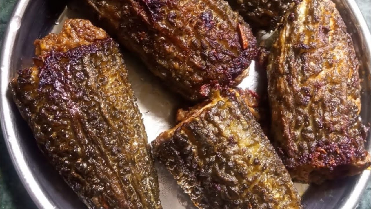 चटपटेदार मसालेदार करेले का भरवा बनाने की विधि| Karele ka Bharwa| How to ...