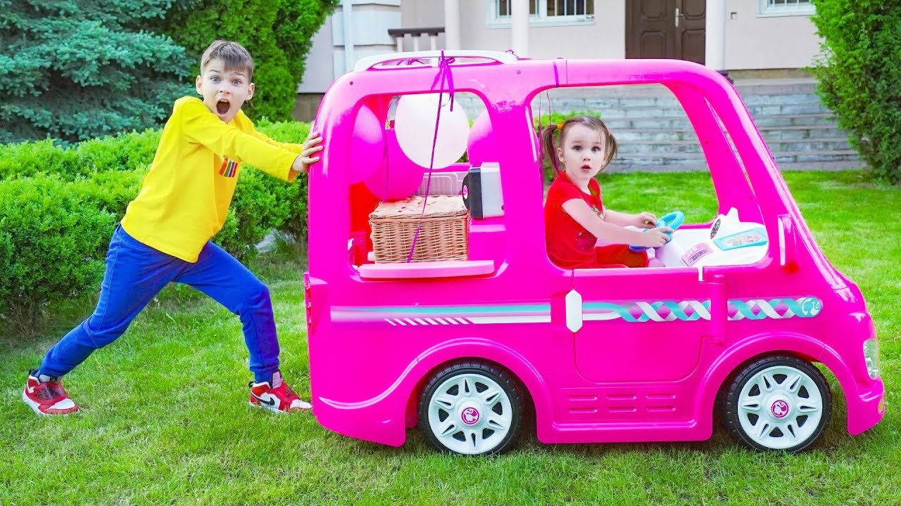 Cinq Enfants - Histoires amusantes avec des petites voitures - Vidéos ...