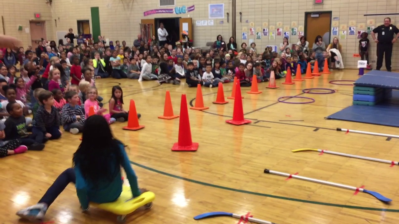 Obstacle-Course Relay For Shop With A Cop - YouTube