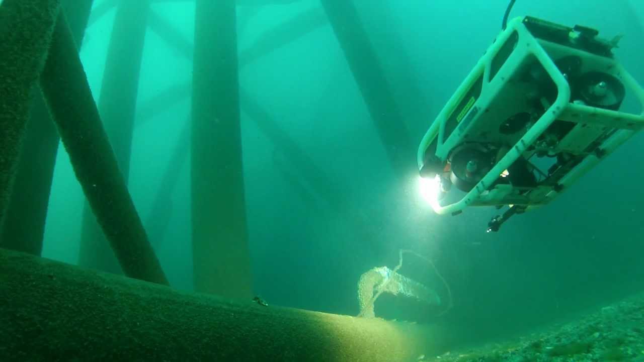 Seaeye Falcon ROV in HD with Go Pro - YouTube