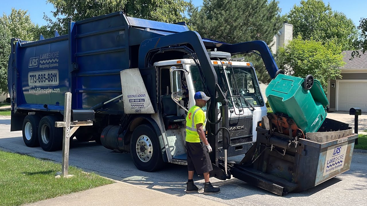 Roaring LRS Mack LE Ez-Pack Hercules Carry Can Garbage Truck - YouTube