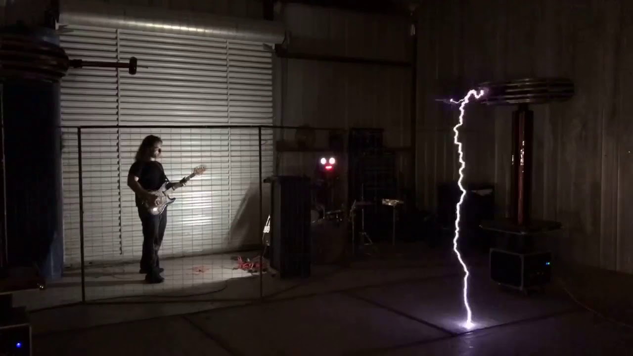Tesla coil guitar practice - YouTube