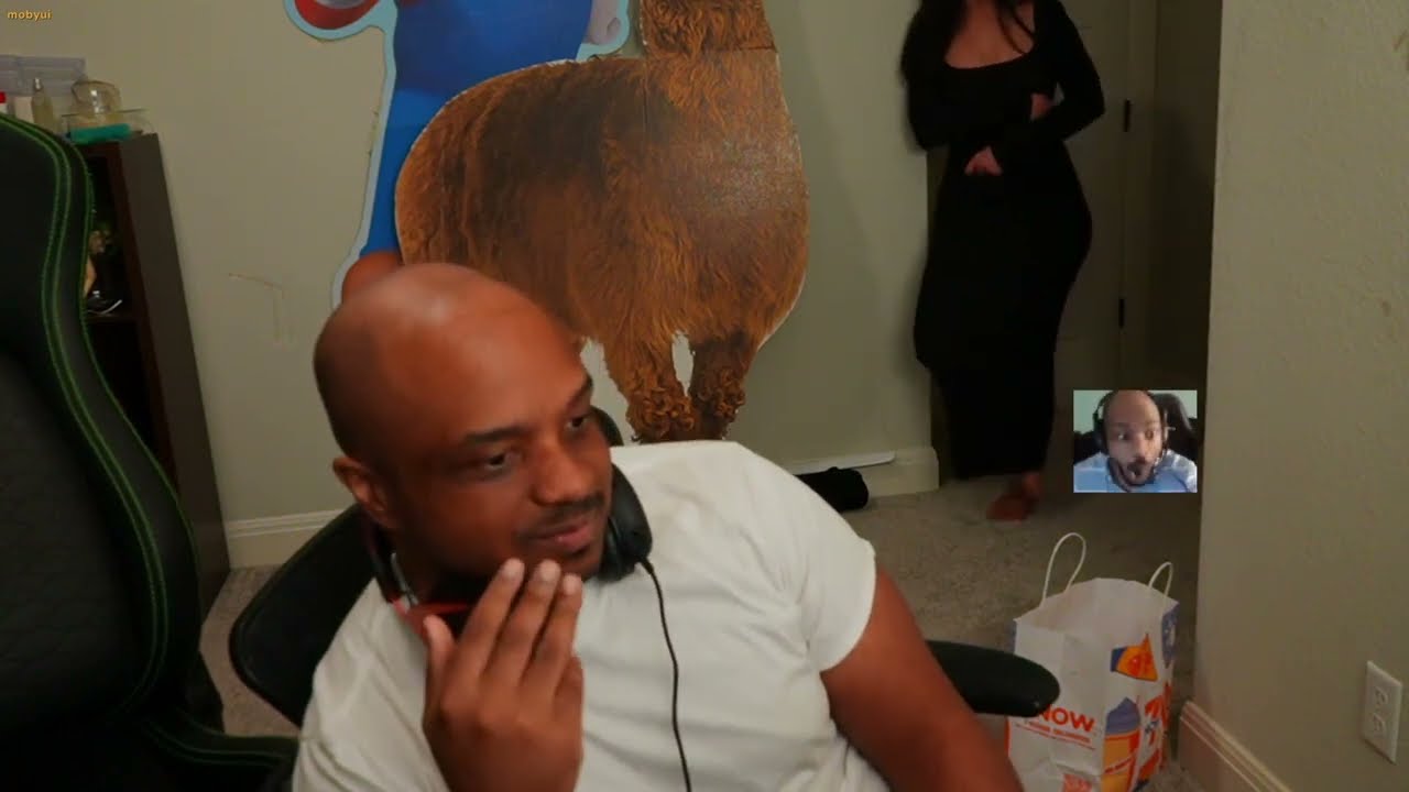 Lacari Confronts Quqco For Kissing Esfand.. - YouTube