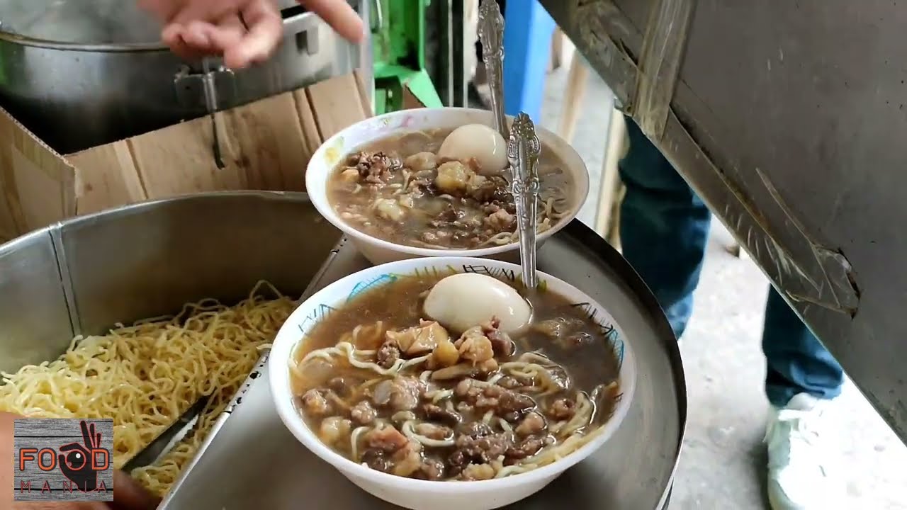 MAMI NI UTOY since 1986 | Filipino Street Food | Food Mania - YouTube