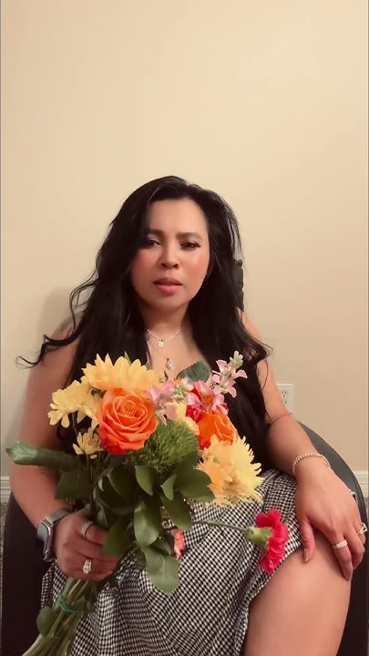 Just vibing to classic #prettylittlebaby #classic #old #song #shorts - YouTube