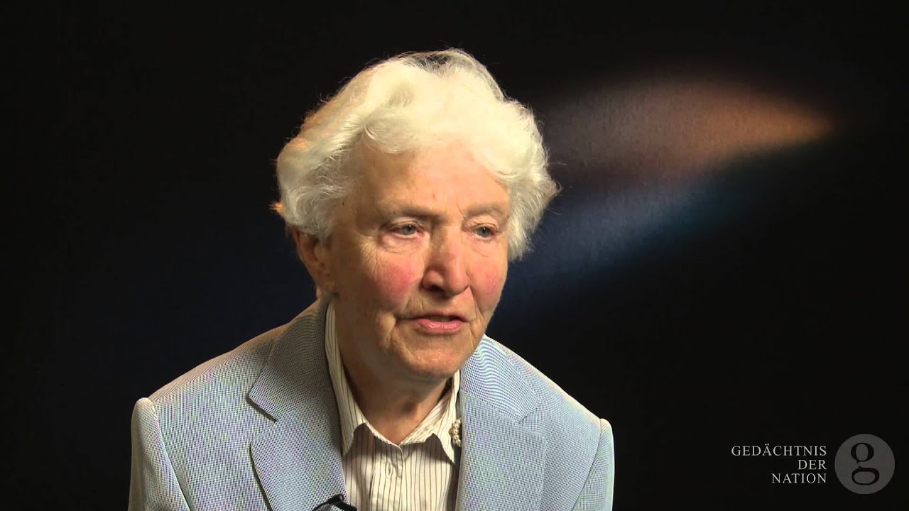 Elfriede Lögler: Der Mund blieb zu - YouTube