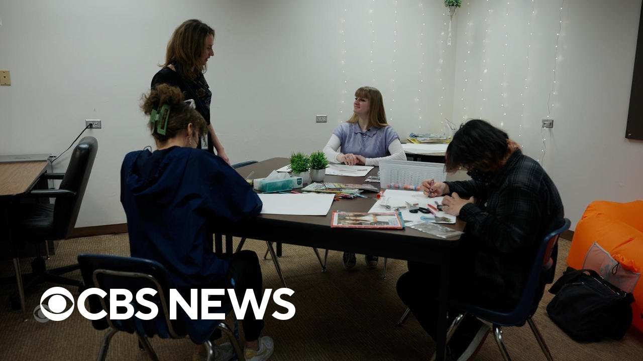 How one school uses art therapy to help students struggling with mental ...