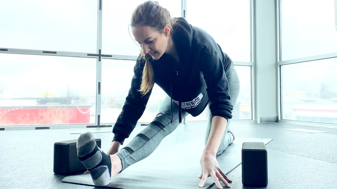 Front Split Prep - YouTube