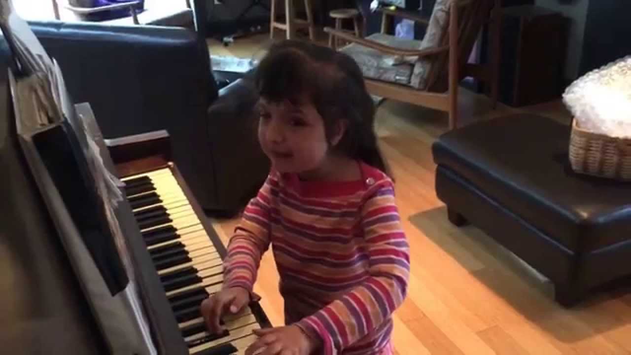 Zoe sings Sunday Bloody Sunday - YouTube