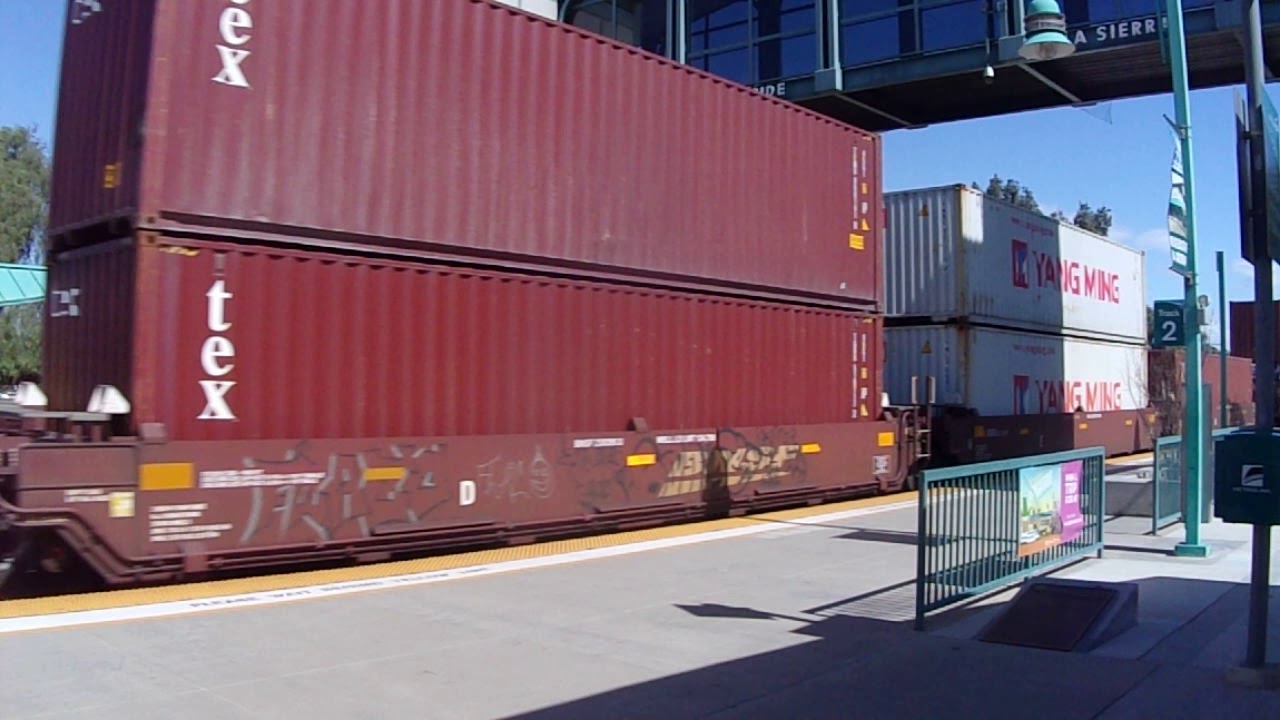 BNSF 7141 Westbound Leads Mainly Single Stacks (W/ DPU'S) - Riverside, CA USA 3/2/2020 - YouTube